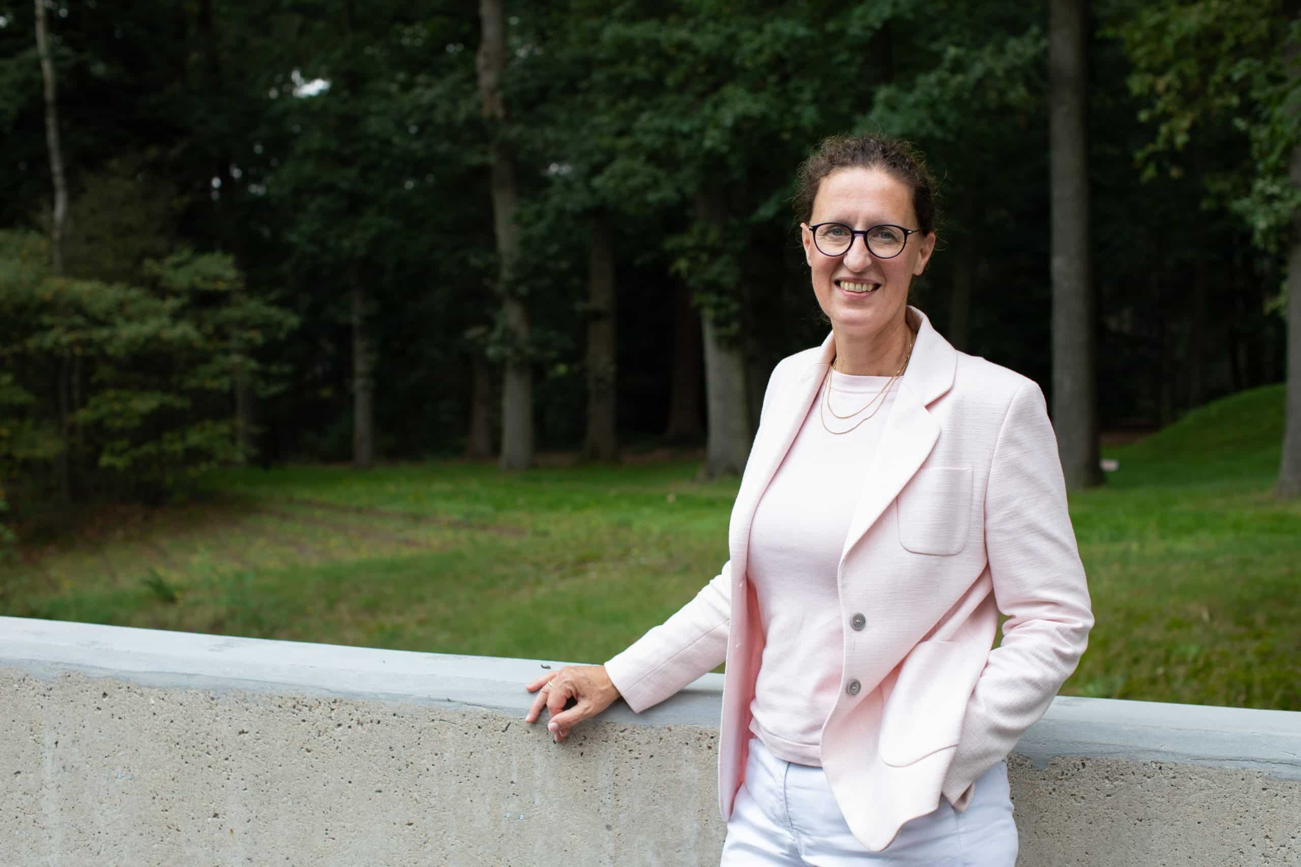 Coby Flier per 1 januari 2024 directeur Onderzoek en Onderwijs NIPV ...